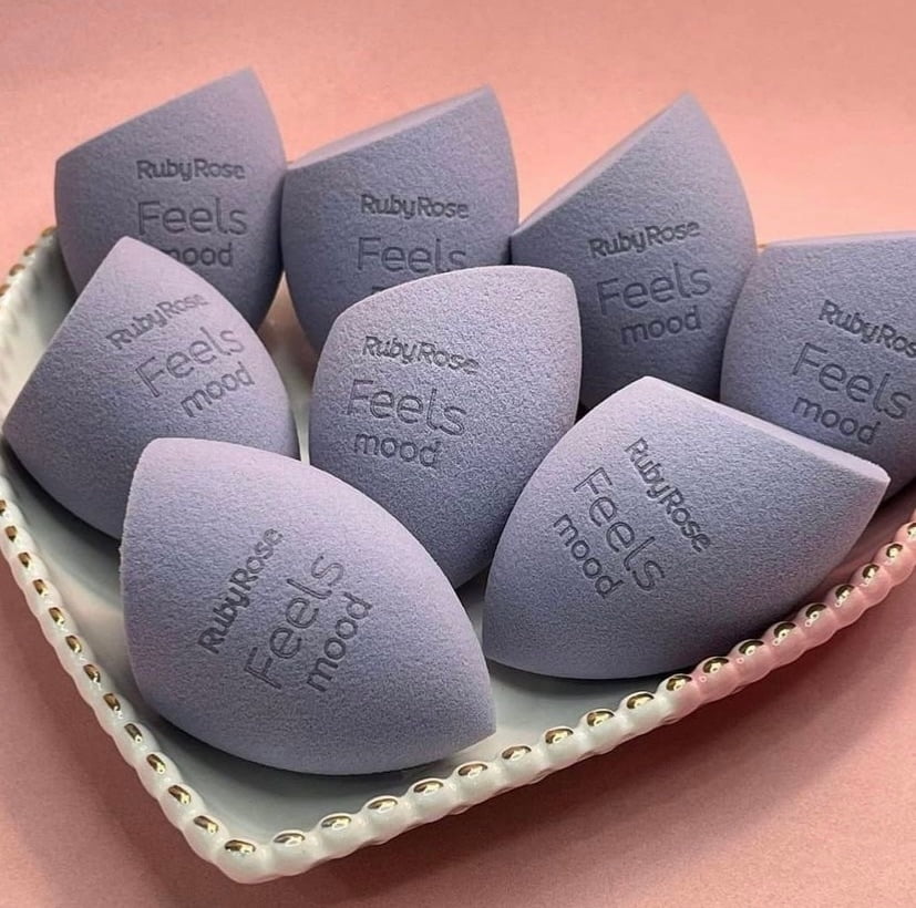 ESPONJA DE MAQUIAGEM - ANGLE BLENDER - FEELS MOOD - RUBY ROSE - Box da Beleza